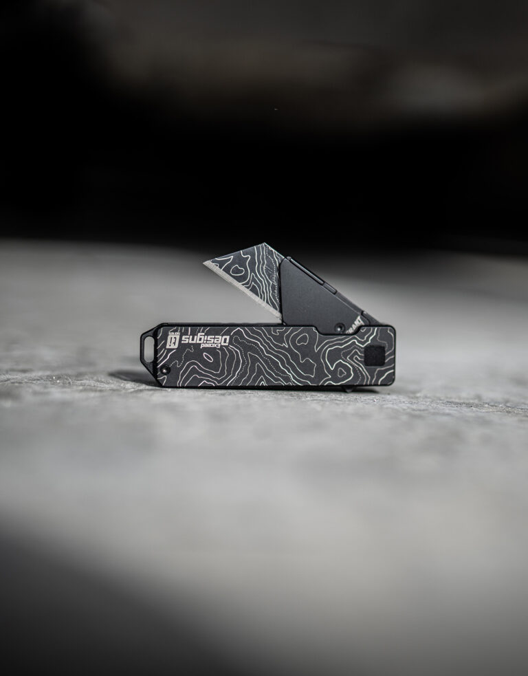 Black CASCADIA Topo Map Razor Blades Tajima V-REX II Premium Tempered ...