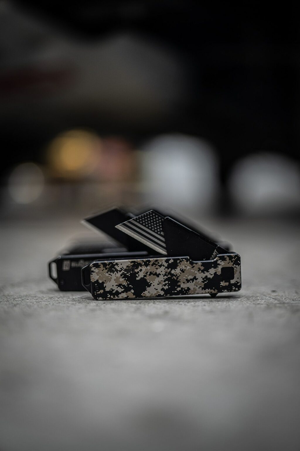 Jet-Black PVD 6AL-4V Titanium DIGITAL CAMO ANO RH Handle Scale (For V3 ...