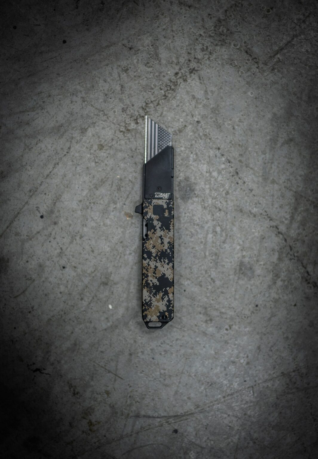 Jet-Black PVD 6AL-4V Titanium DIGITAL CAMO ANO RH Handle Scale (For V3 ...