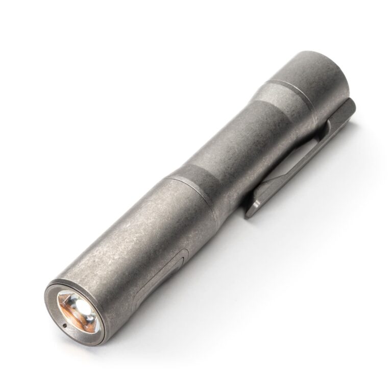 RAMPANT™ R4 EDC Flashlight (Stonewashed 6AL-4V Titanium + Copper Pill ...
